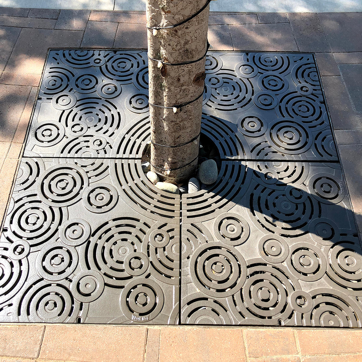 OBLIO 4x4 Heel Proof Tree Grate for Urban Landscapes – NorthStarIndustries
